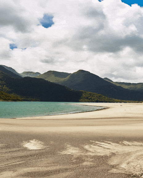 Vuelos baratos a Balmaceda (Coyhaique) desde Santiago | SKY Airline